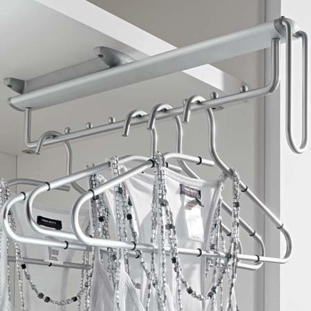 Pull Out Clothes Hanger Rail Under Mounted - solmer.co.uk